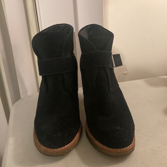 UGG | Shoes | Ugg 322 Brienne Black Suedeshearling Bootie 95 | Poshmark